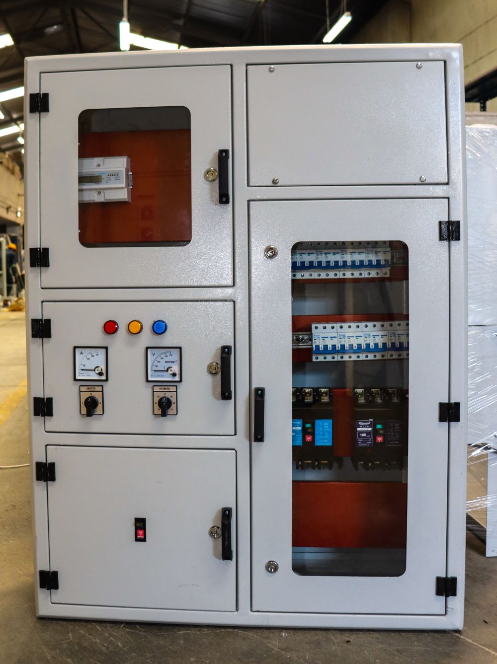 What is a power distribution board? - Duff Engineering LTD